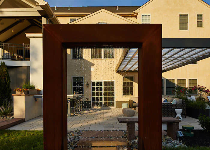 Rusty 6ft Tall Corten Steel Waterfall ISO9001 Diy Outdoor Rain Curtain